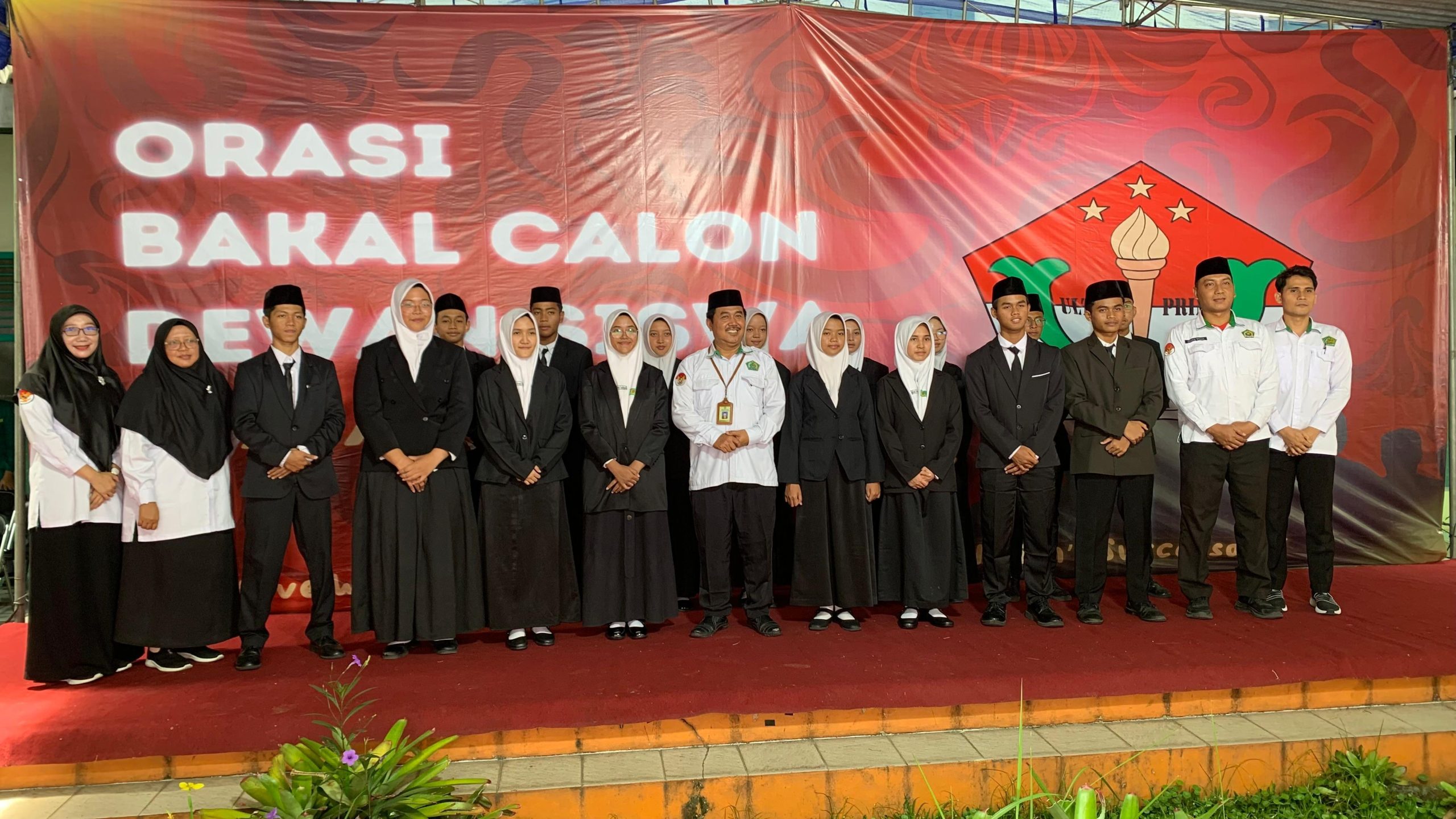 Orasi Calon Dewan Siswa MAN 3 Sleman Periode 2025-2026 Digelar Meriah ...