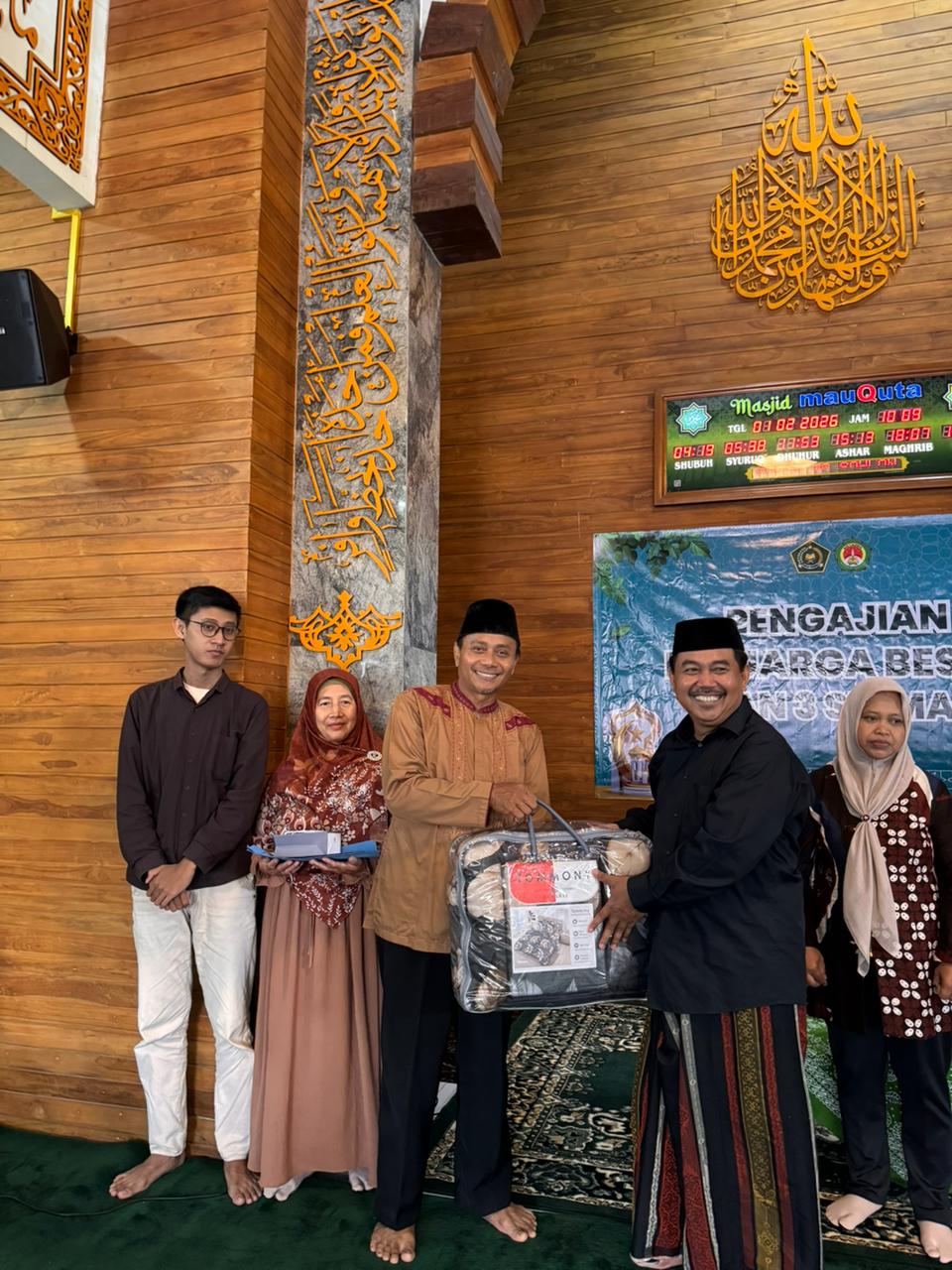 Strengthening Bonds, MAN 3 Sleman Holds Community Religious Gathering ...